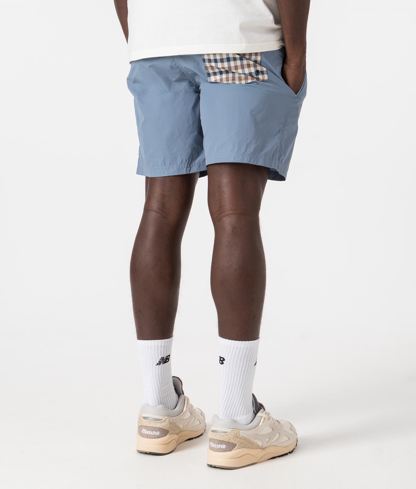 Beach Check Pocket Shorts Dust | Aquascutum | EQVVS