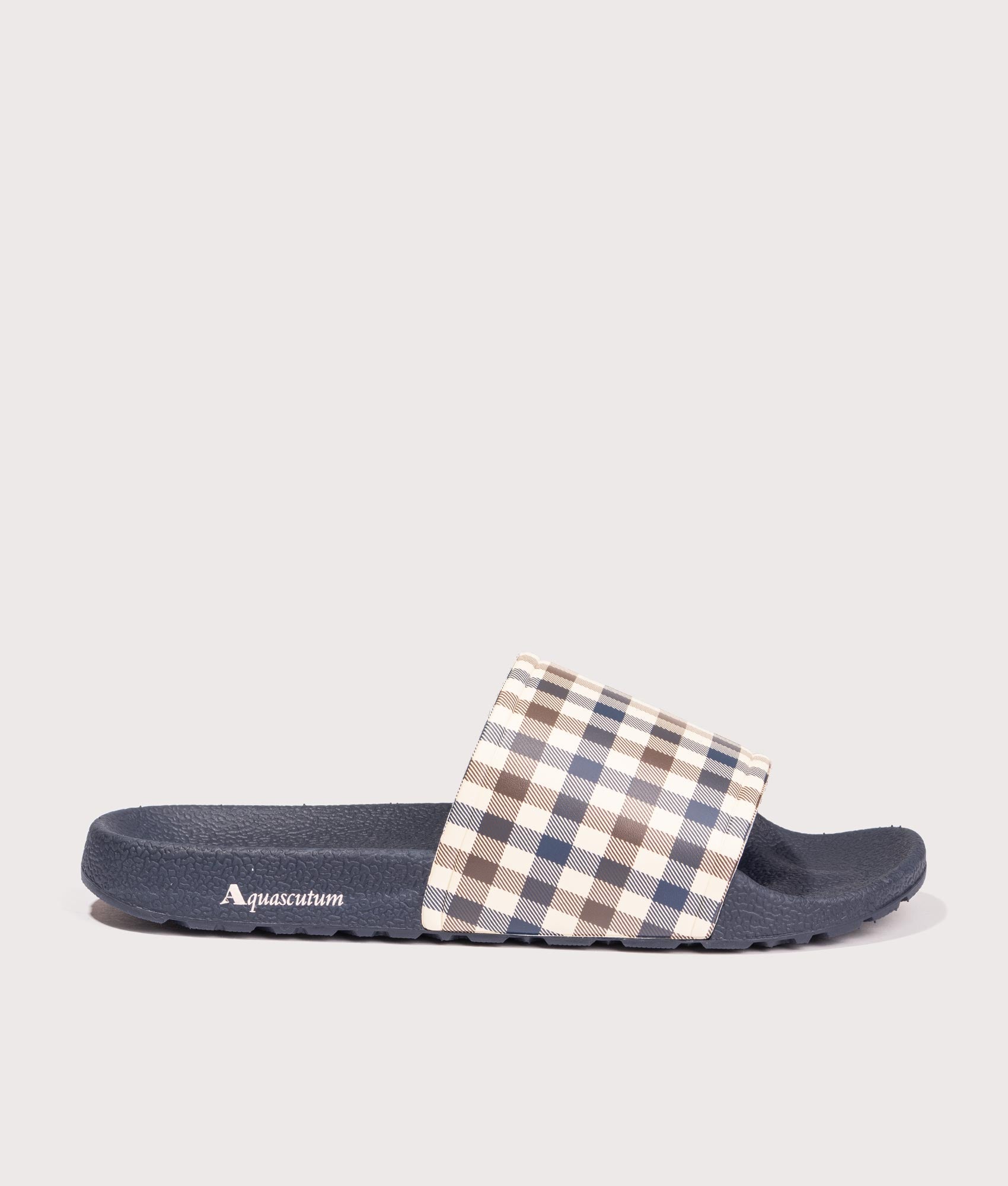 Iconic Slippers in Navy | Aquascutum | EQVVS