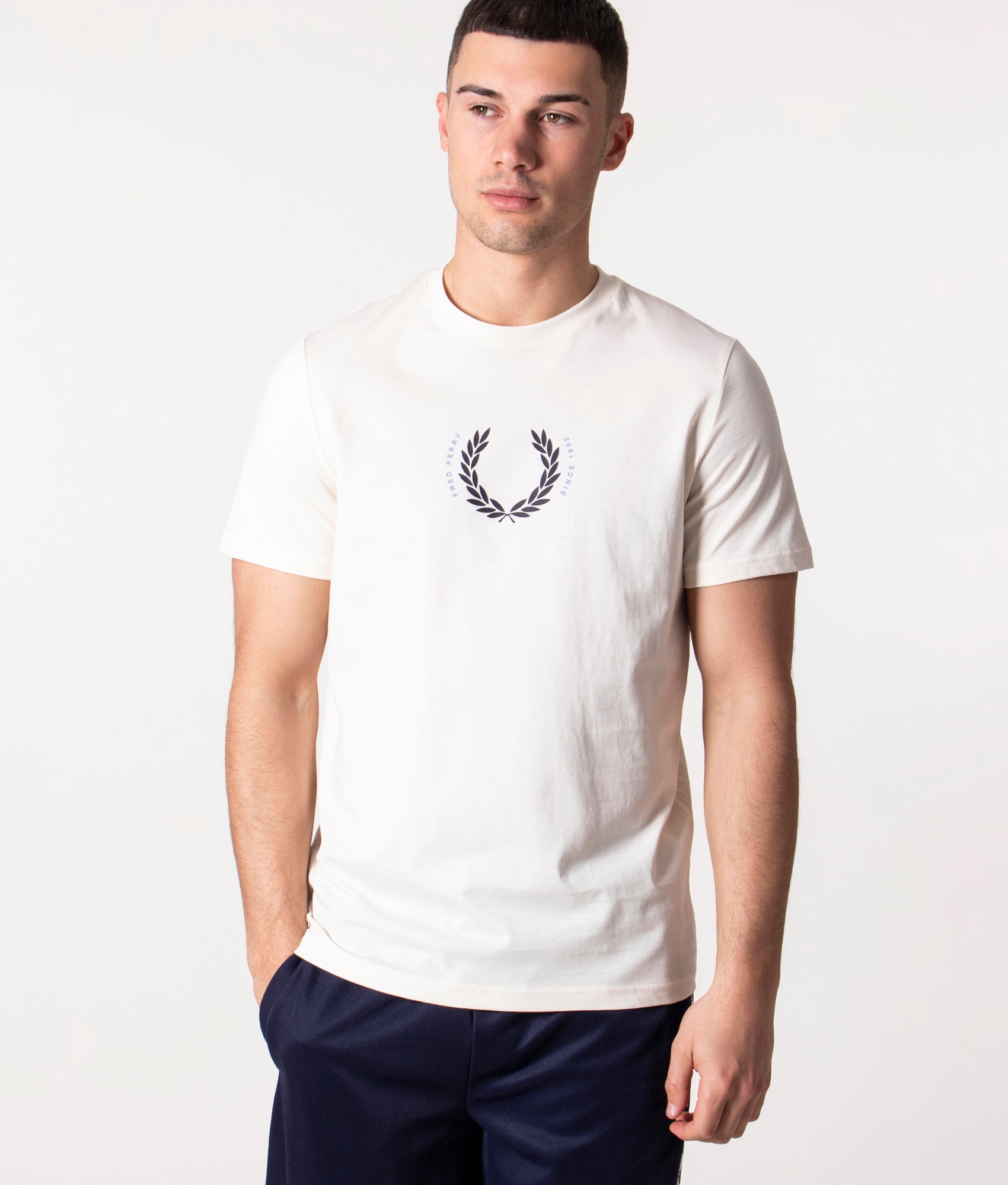 Laurel Wreath T-Shirt Ecru | Fred Perry | EQVVS