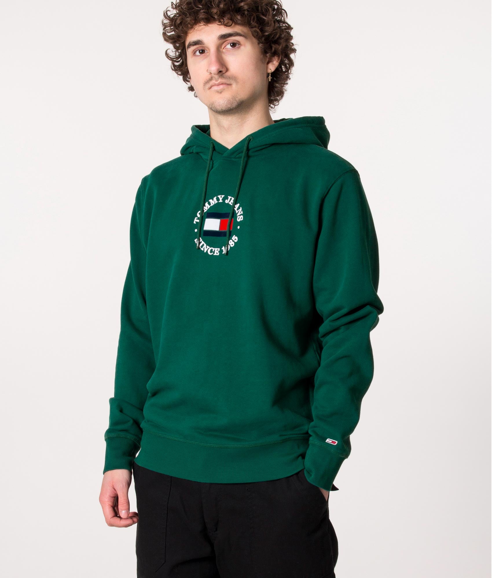Timeless Tommy Hoodie Dark Turn Green | Tommy Jeans | EQVVS